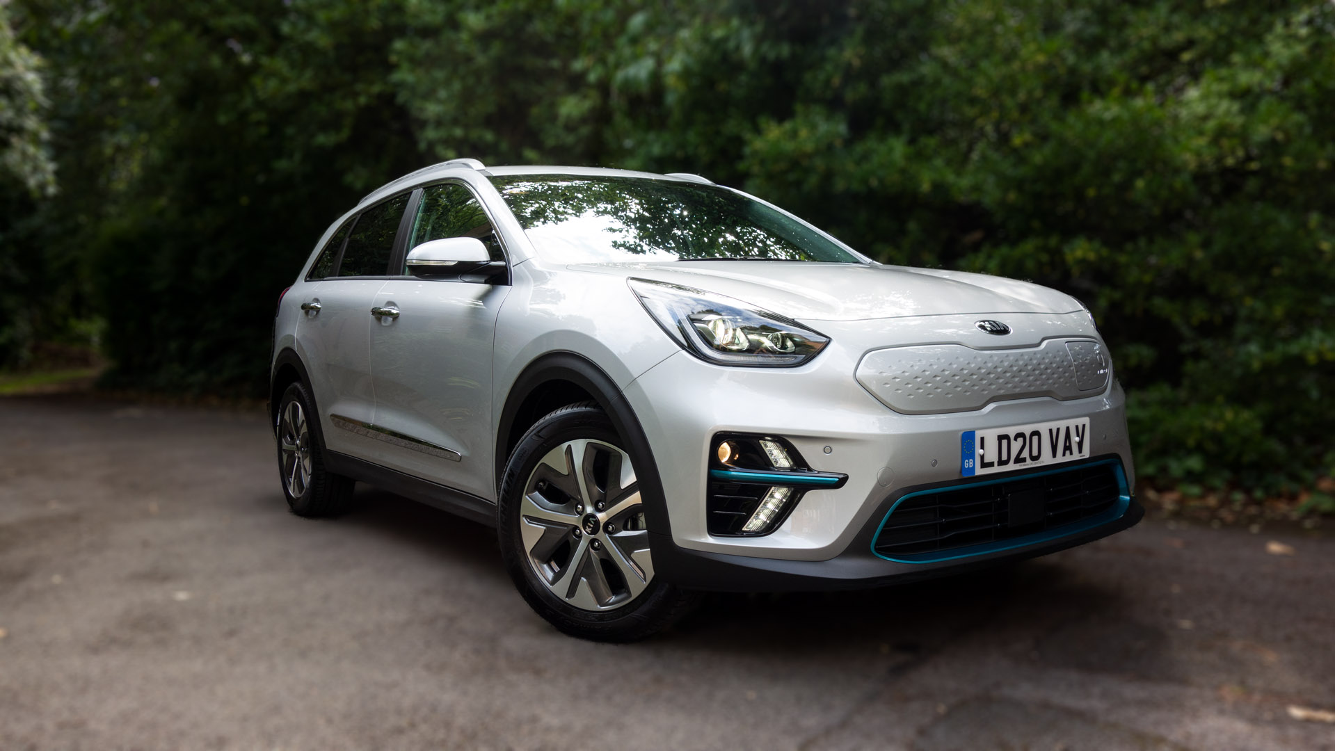 Kia E Niro Review The Best All electric SUV TotallyEV