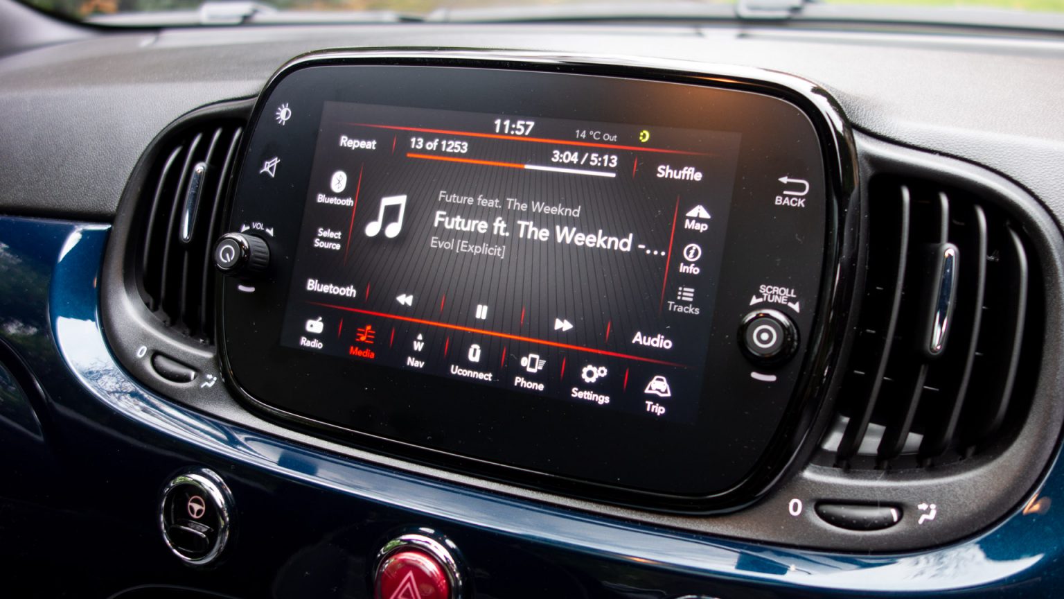 Fiat 500 audio review: Mambo Italiano? - TotallyEV