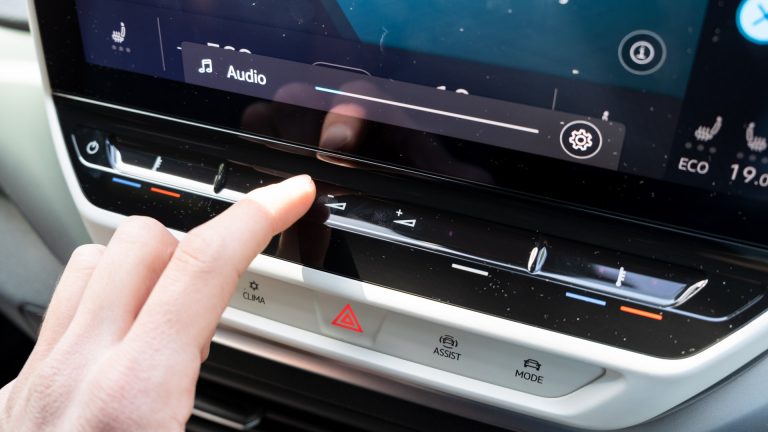 Volkswagen ID.4 audio review: Superior to the ID.3 4+1 system - TotallyEV