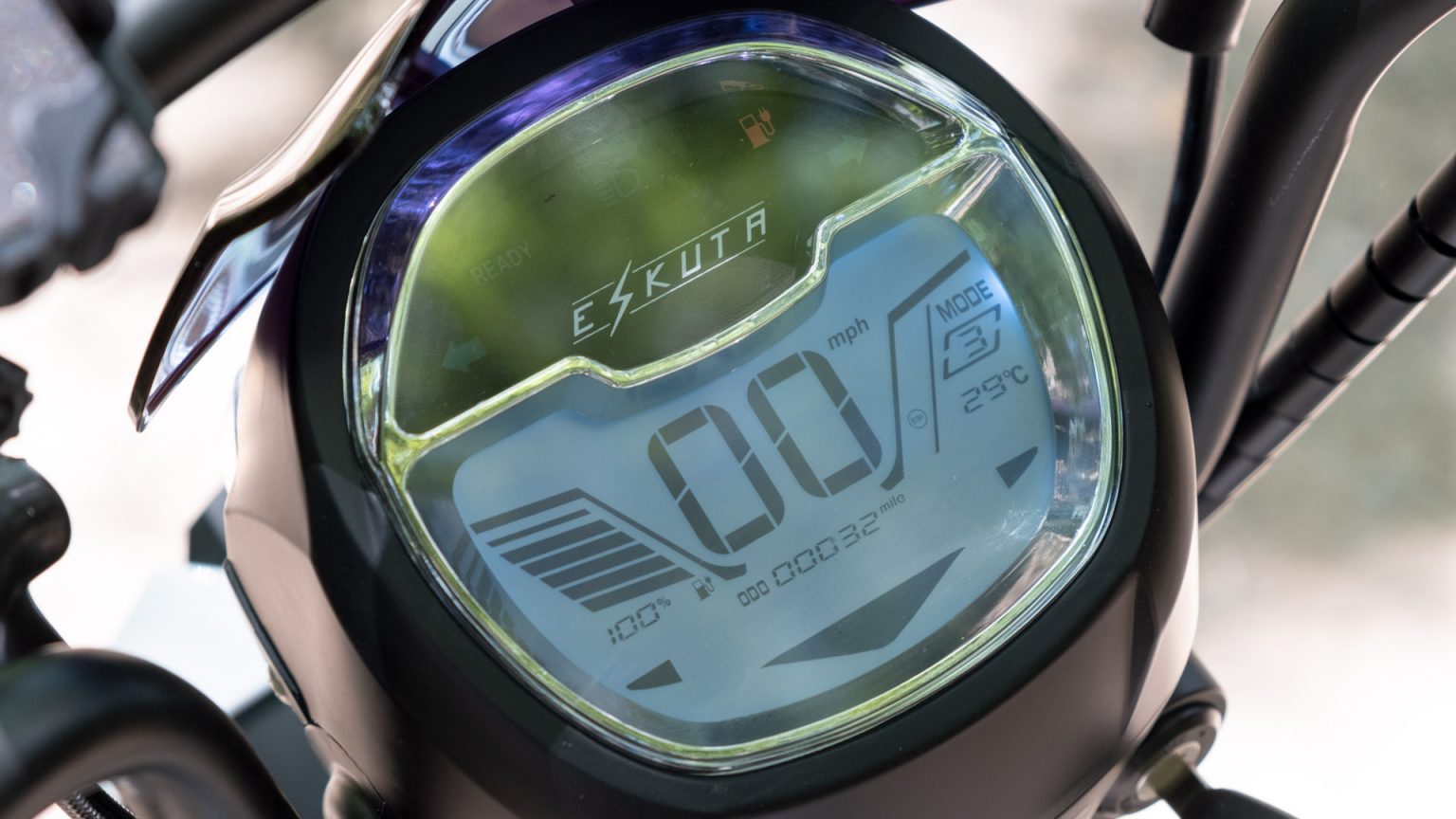 Eskuta SX-250 Series III review: The moped-looking e-bike - TotallyEV