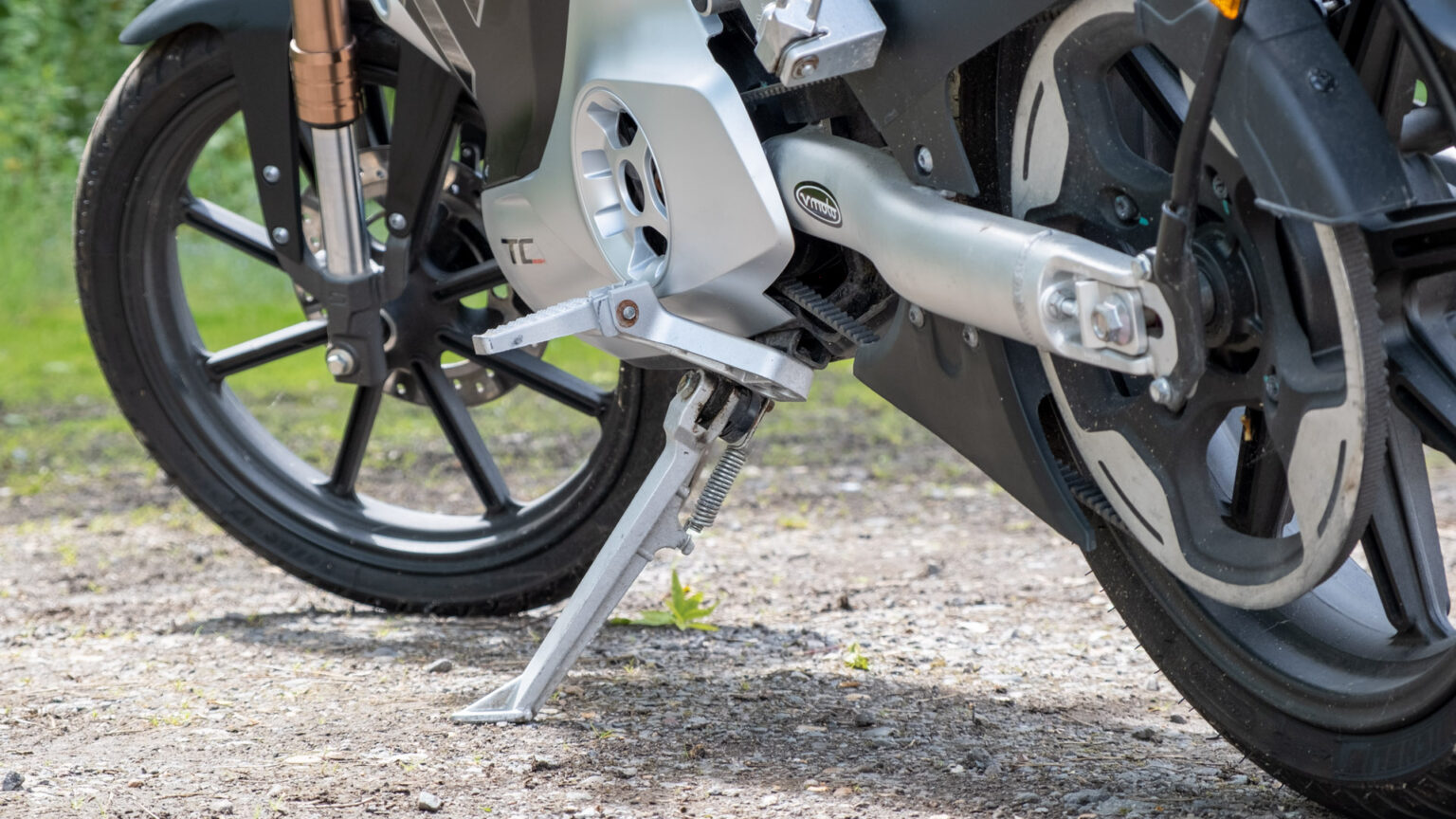 Vmoto Super Soco TC Max review: Best beginner motorcycle? - TotallyEV